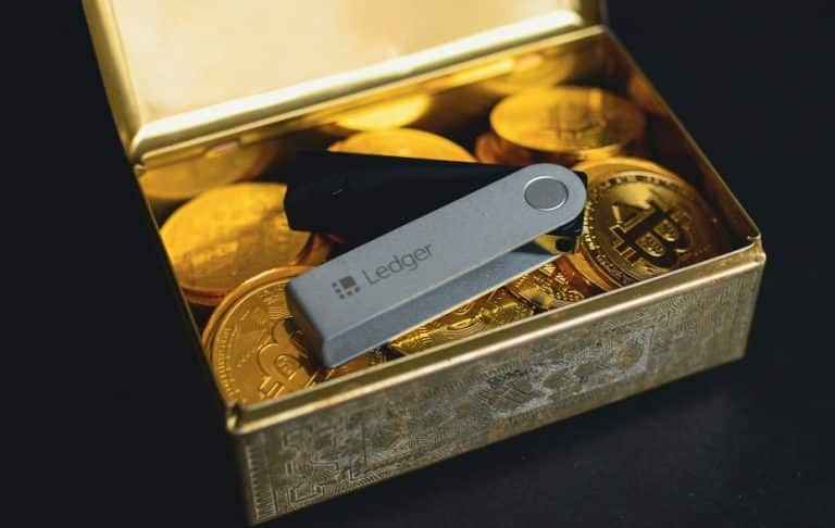 Comment investir dans la crypto-monnaie ? Guide 2025